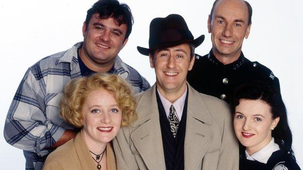 Goodnight Sweetheart: Musical future for time travel show? - BBC News