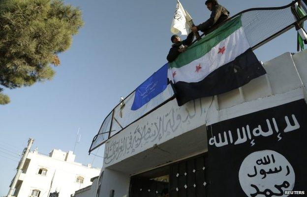 Al-Qaeda disavows ISIS militants in Syria - BBC News