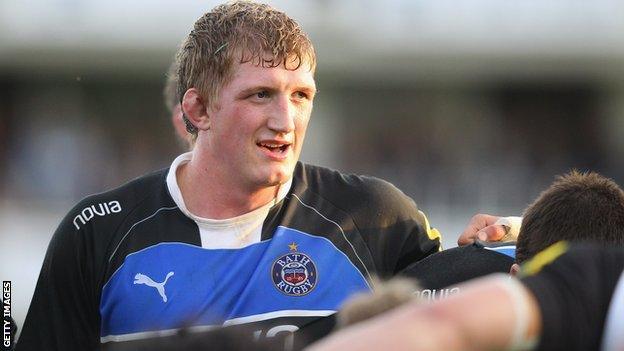 Stuart Hooper: Bath captain signs one-year contract extension - BBC Sport