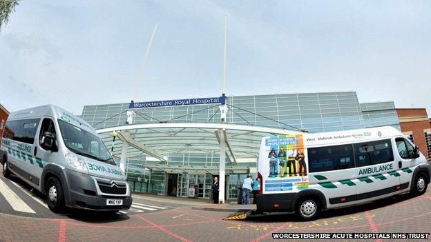 Worcestershire Royal Hospital wins maternity unit grant - BBC News