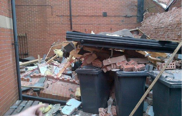 Explosion in Derby leads to road closure - BBC News