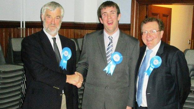 Annandale Conservative councillor Graeme Tait joins Labour - BBC News