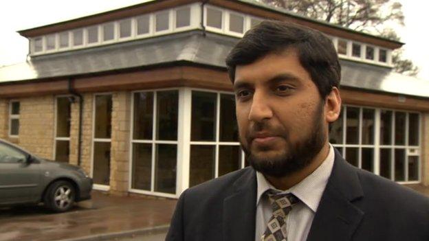 Tenerife drowning victim Barathi Ravikumar was 'loving mother' - BBC News