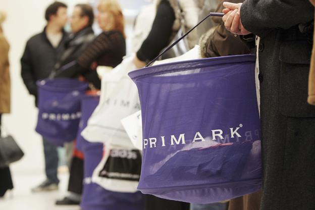 A UK-based American tells the US what to expect from Primark - BBC News