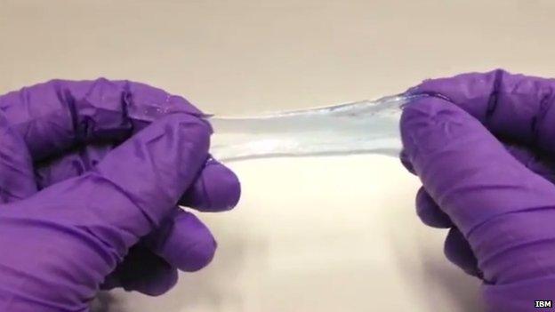 Flexible nano-pixel screen patented - BBC News