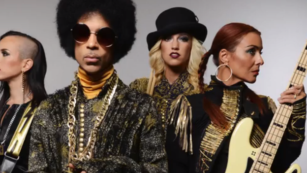 Prince makes Leeds debut with two-hour concert - BBC News