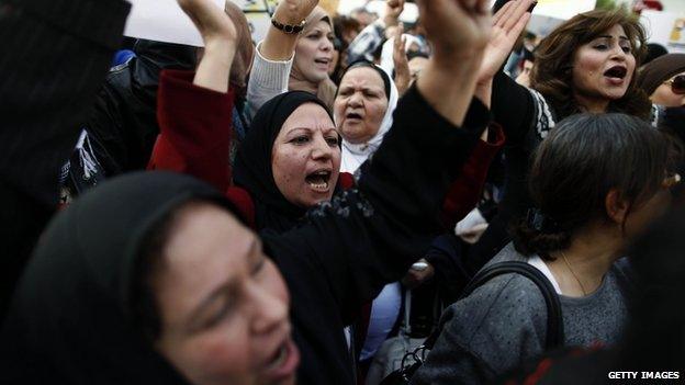 Egypt's President Sisi apologises to sex attack victim - BBC News