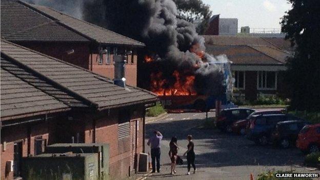 Bus fire evacuates University of Warwick buildings - BBC News