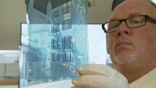 Fears over 60,000 photo archive of Exeter history - BBC News