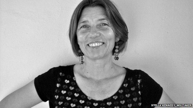 20 readers who lost fluency in their language - BBC News