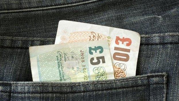 Pocket money squeezed despite recovery, suggests Halifax survey - BBC News