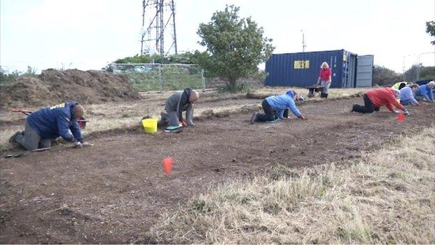 Whitehawk Hill dig hopes to shed light on first Brighton inhabitants ...