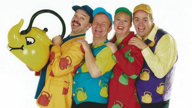 Singing Kettle: Serving up unique blend of Scottish family fun - BBC News