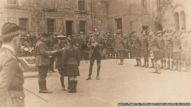Stirling Castle's WW1 role remembered - BBC News