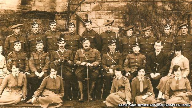 Stirling Castle's WW1 role remembered - BBC News