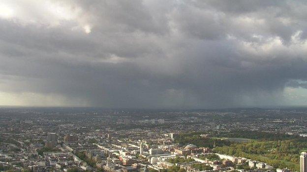 UK severe weather: Woman dies and others injured in high winds - BBC News