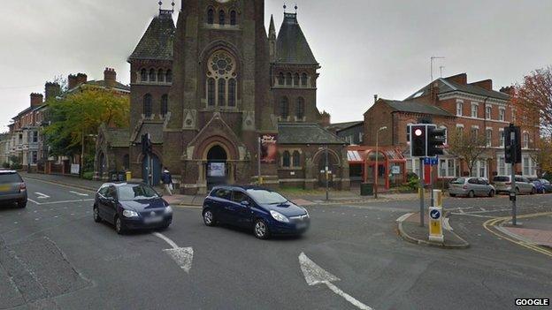Regent Road cyclist crash: Woman dies in hospital - BBC News