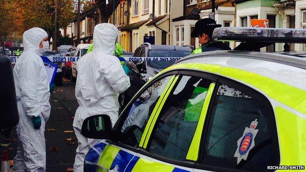 Man arrested after Southend stabbing murder - BBC News