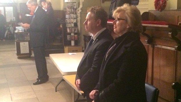 Birmingham pub bombings: Service marks 40th anniversary - BBC News