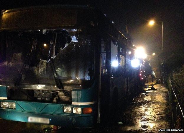Great Offley Arriva bus fire investigation inconclusive - BBC News