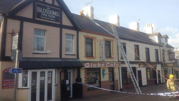 Peter Garrod admits manslaughter of landlord David Jones - BBC News