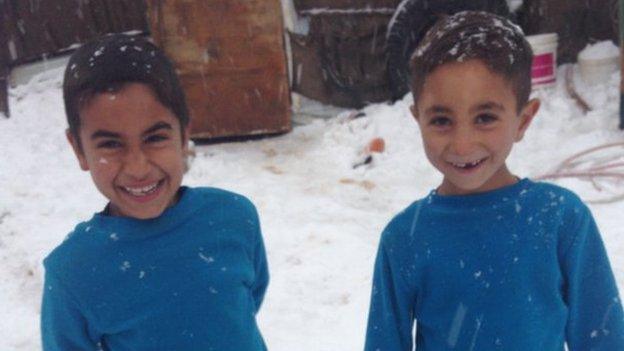 Winter ordeal for Syrian refugees in makeshift camps - BBC News