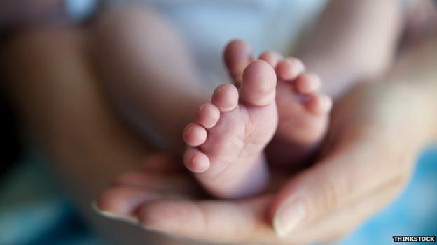 Transplant first: Organ donation from UK newborn - BBC News