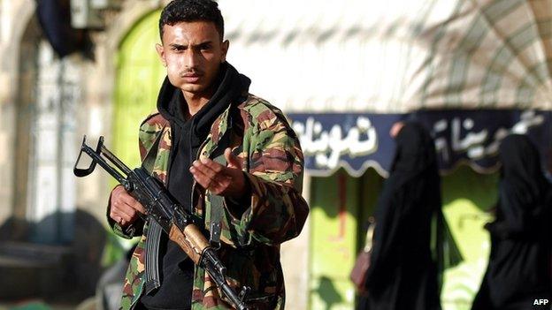 Yemen crisis: Houthi rebels announce takeover - BBC News