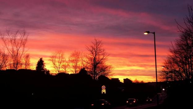 Your pictures of Saturday's sunset in Scotland - BBC News