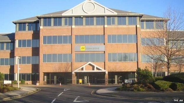 AA 'to cut 300 jobs', motoring organisation announces - BBC News