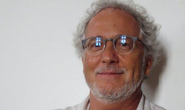 The authors hoping to shape a new Colombia - BBC News