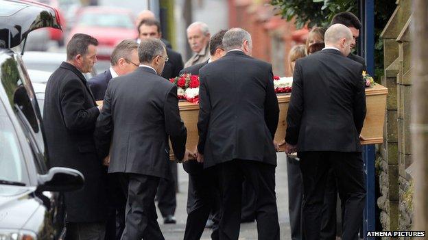 Funeral held in Swansea for Bath crash victim Phil Allen - BBC News