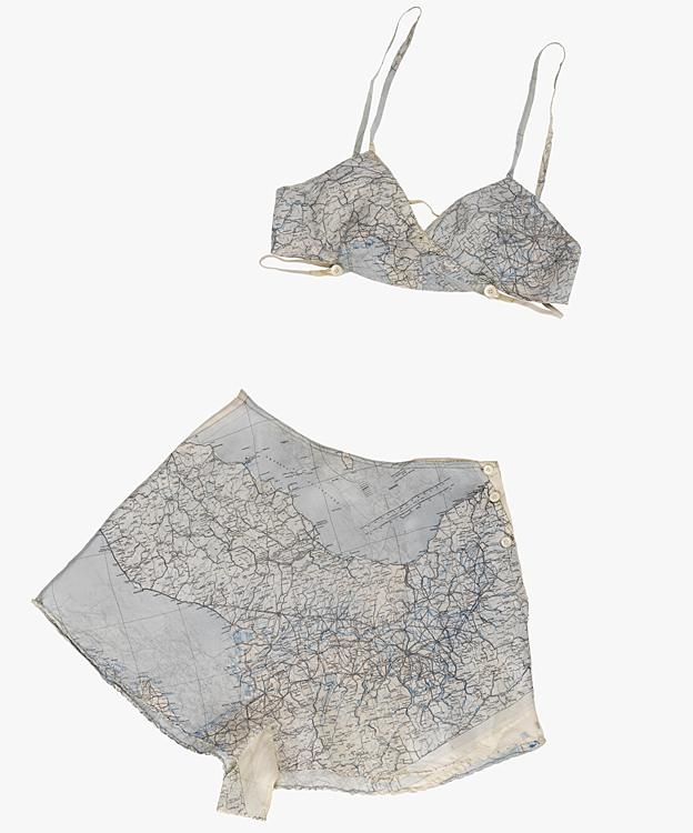 How did WW2 change the way people dressed? - BBC News