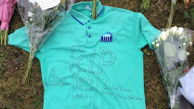 Support at Ysgol Bro Morgannwg after A470 Brecon death crash - BBC News