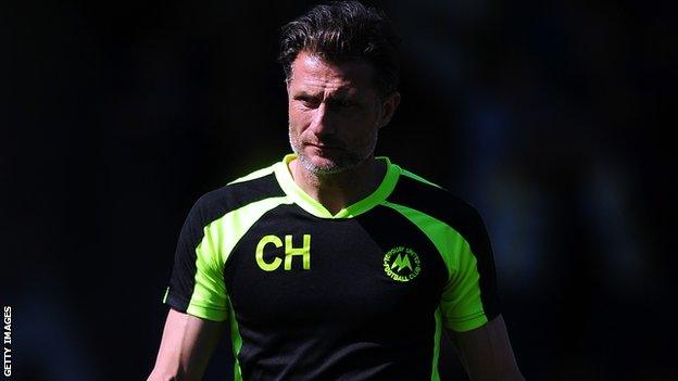 Chris Hargreaves: Torquay boss locks in players after loss - BBC Sport