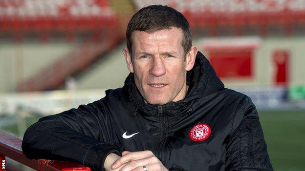 Hamilton Accies: Chris Swailes resigns as assistant manager - BBC Sport