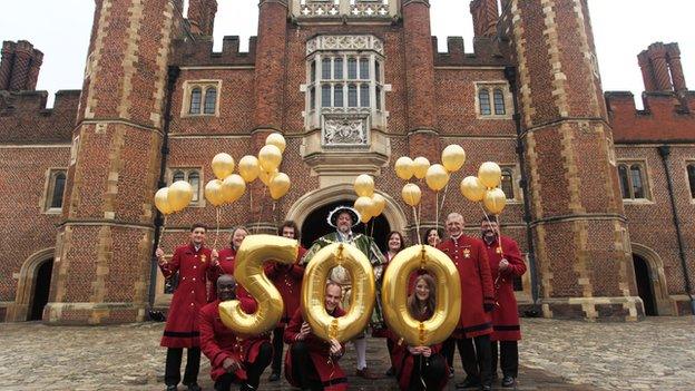 Hampton Court celebrates 500 years - BBC News
