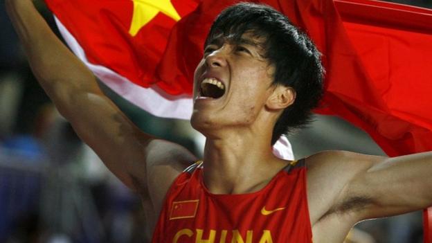 Liu Xiang: The highs and lows of China's hurdling star - BBC News
