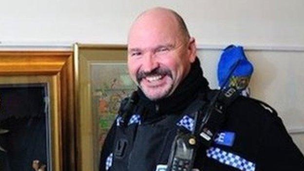 Andy Hocking memorial footprints unveiled in Falmouth - BBC News