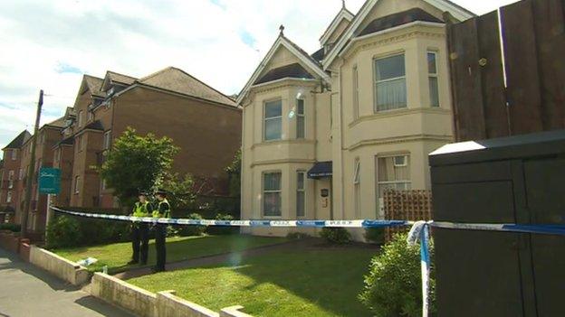 Phillip Nicholson: 'Chances missed' to protect murdered man - BBC News