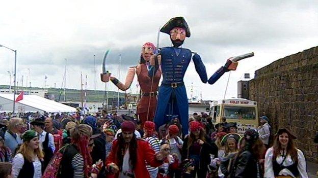 Penzance pirate world record attempt cost investigated - BBC News