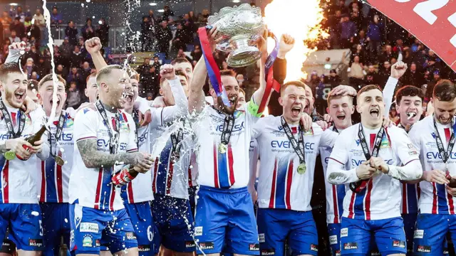 Irish League Football - BBC Sport