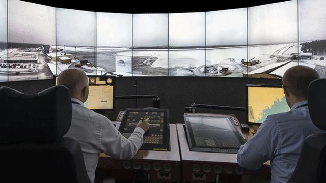 Airports test unmanned traffic control towers - BBC News
