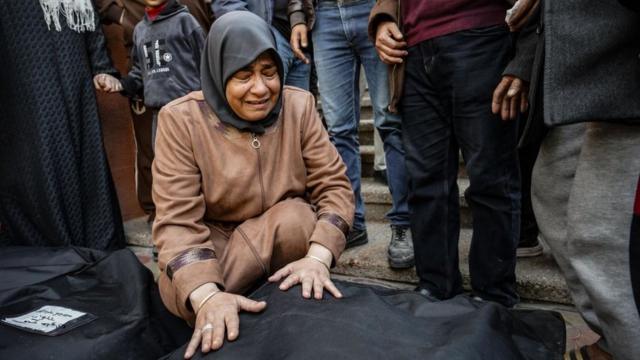 Vita vya Israel na Gaza: Hamas yaripoti vifo 241 huko Gaza ndani ya saa ...