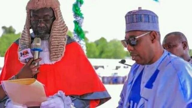 Abubuwan da ke faruwa a wurin rantsar da shugaban Najeriya da gwamnonin jihohin ƙasar - BBC News ...