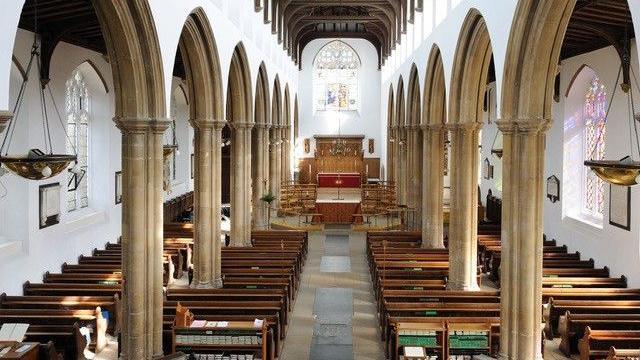 Suffolk church congregation numbers up on national average - BBC News