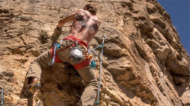 'Cowboy' Donald Cerrone: Five things you should know - BBC Sport