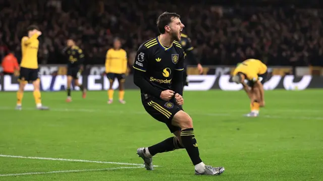 Man Utd - Transfer news, results, fixtures, video and audio