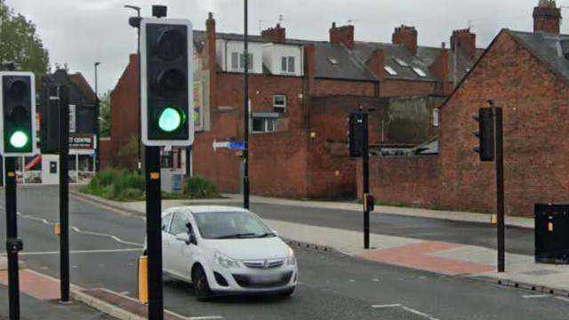 Sunderland digital advert screen refusal overturned - BBC News