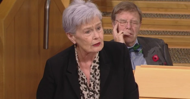 Holyrood as it happened: 28 October 2015 - BBC News